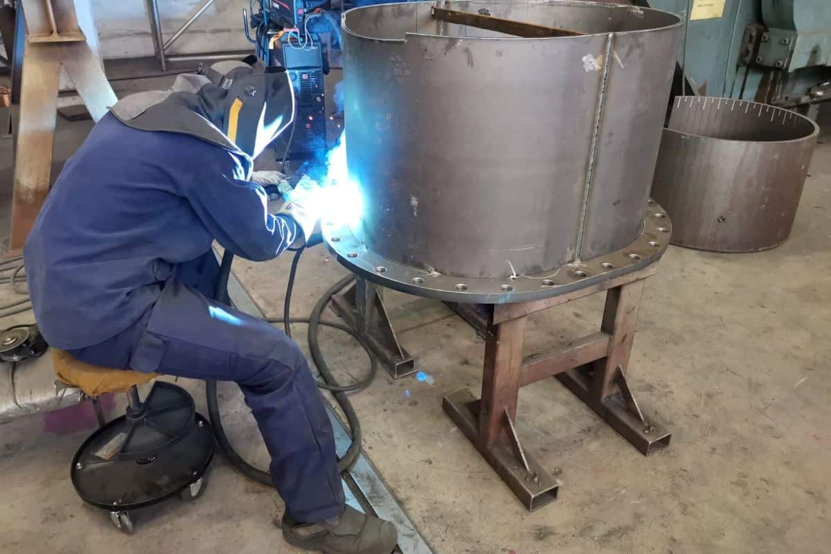 Lukić bronasti varilec - Savus